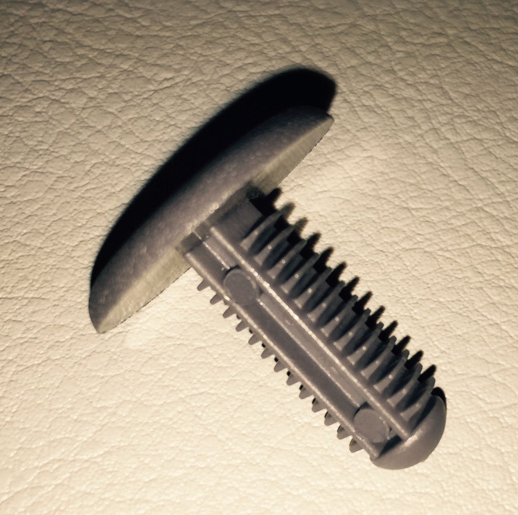 FORD HOLDEN Automotive interior xmas tree plug fastener TICKFORD NISSA ...