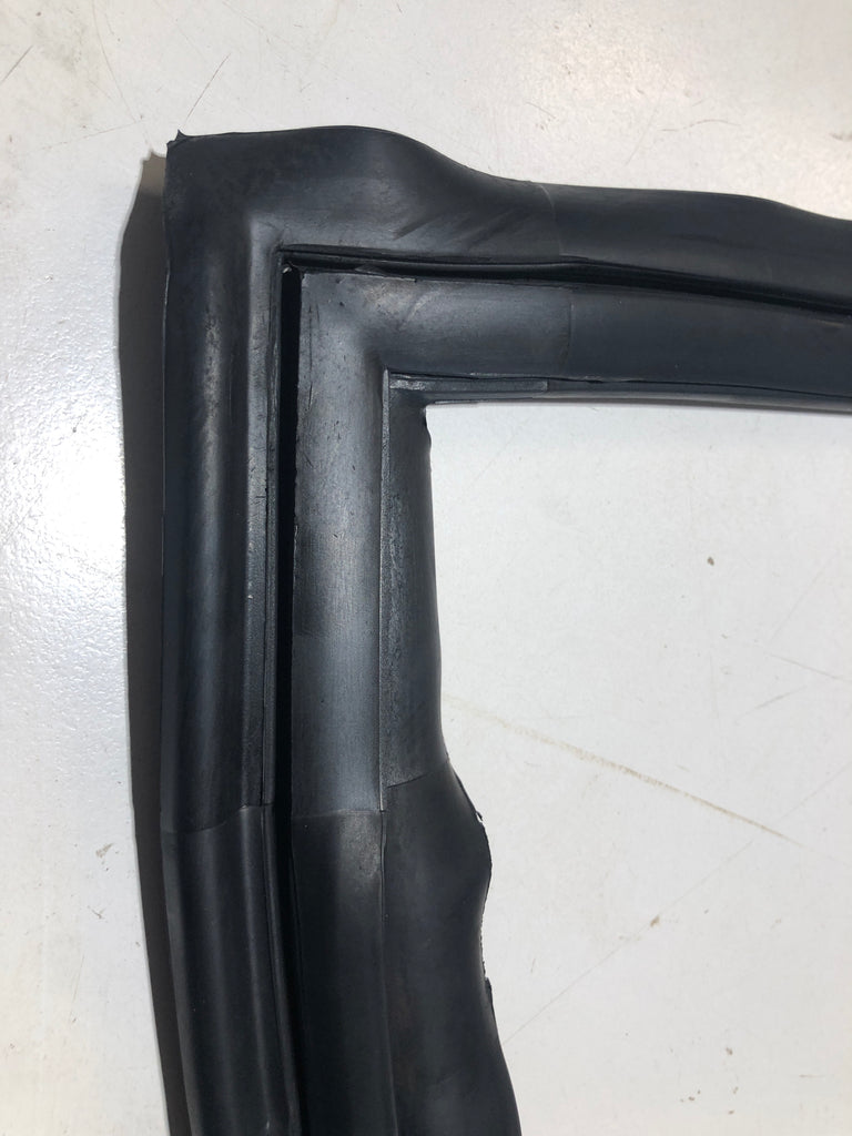 FORD rear Window Screen Rubber Seal Sedan XD XE XF ZJ ZK ZL FC FD FE F ...